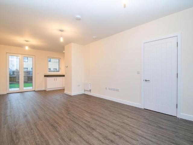 4 bedroom house to rent