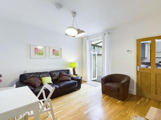 4 bedroom house to rent