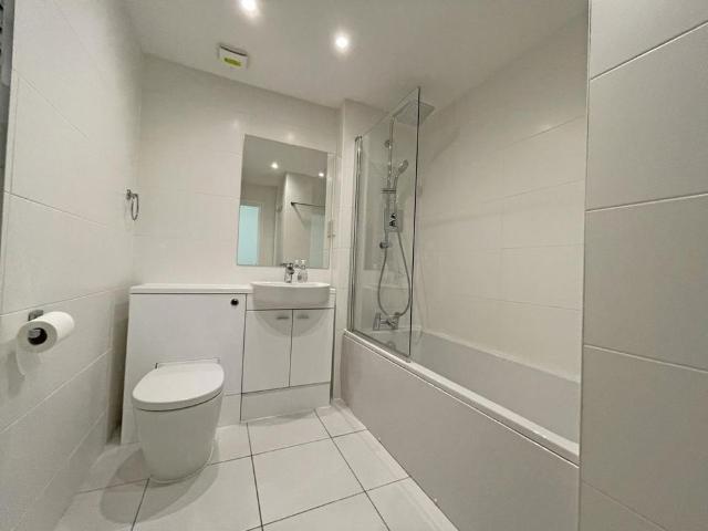 4 bedroom house to rent