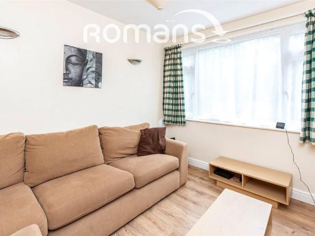4 bedroom house to rent