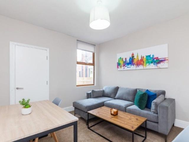 4 bedroom house to rent