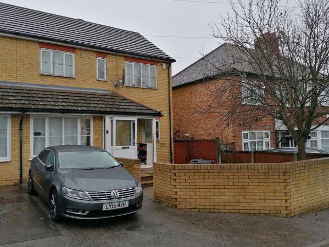 4 bedroom house to rent