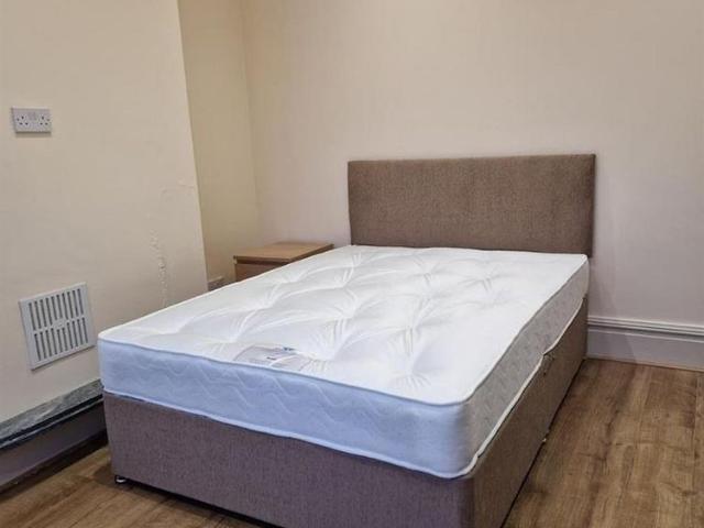 4 bedroom house to rent