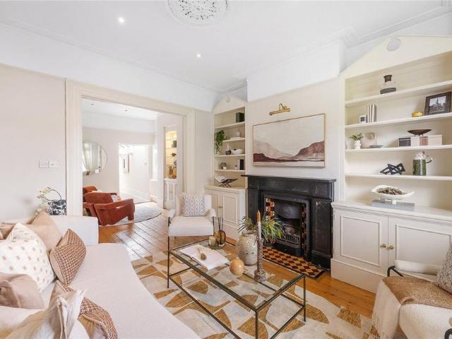 4 bedroom house to rent