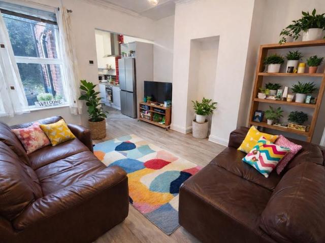 4 bedroom house to rent