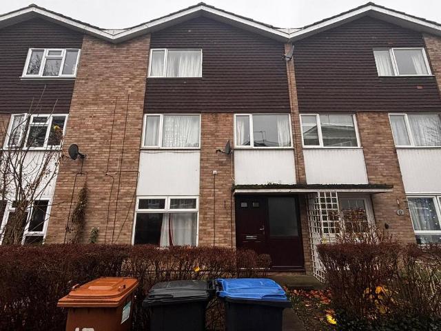 4 bedroom house to rent