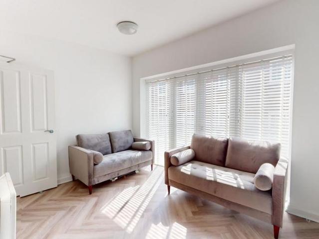 4 bedroom house to rent
