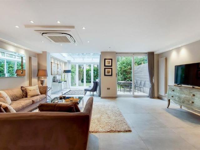 4 bedroom house to rent
