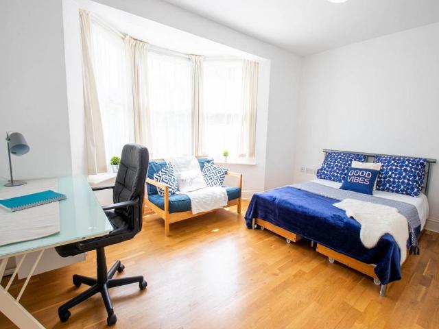 4 bedroom house to rent