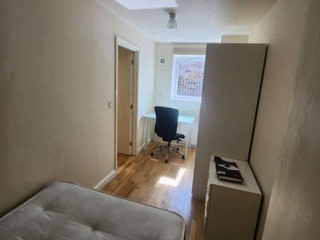 4 bedroom house to rent