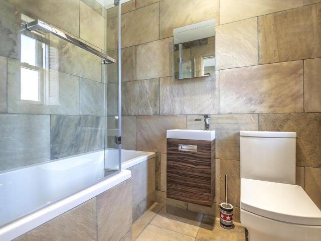 4 bedroom house to rent
