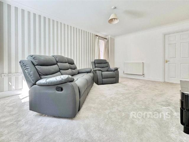 4 bedroom house to rent