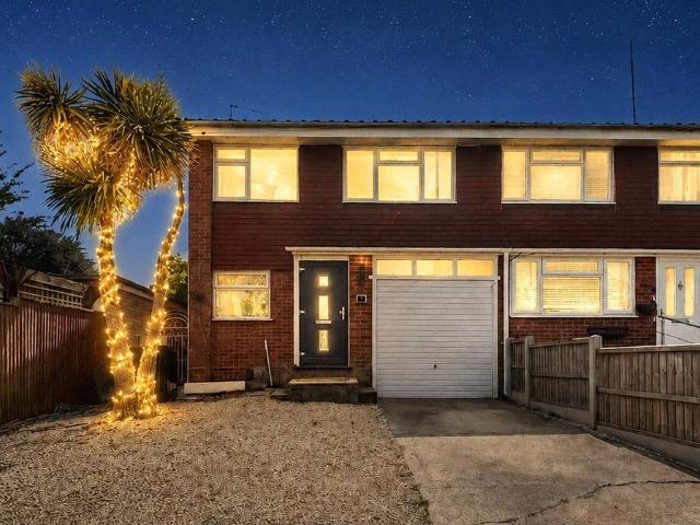 4 bedroom house to rent