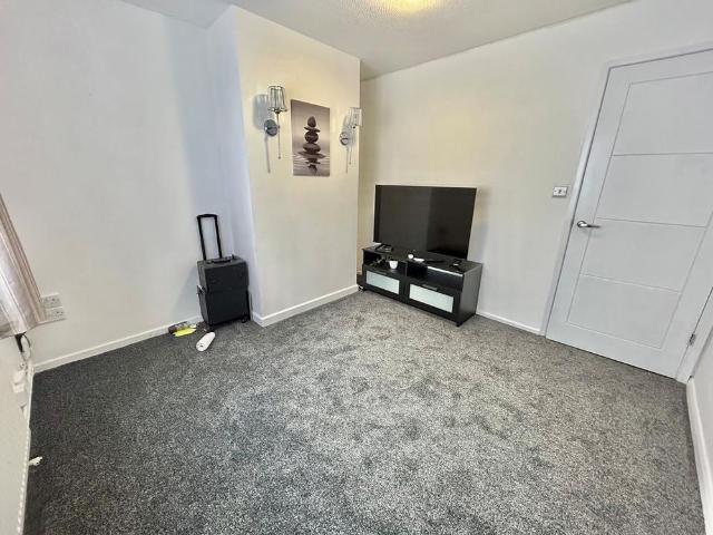 4 bedroom house to rent