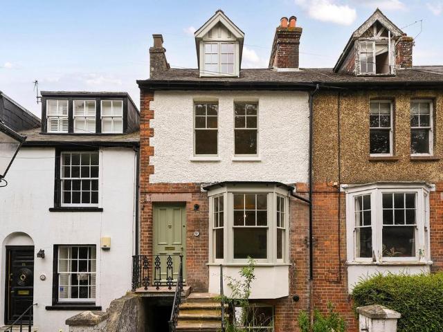 4 bedroom house to rent