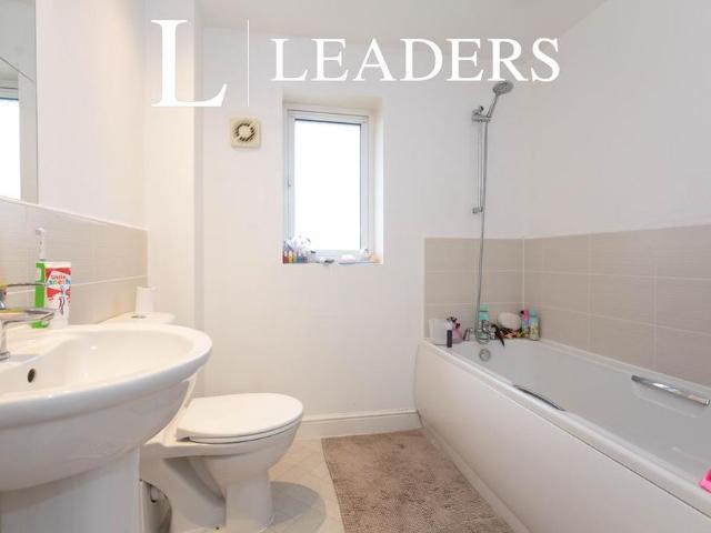 4 bedroom house to rent