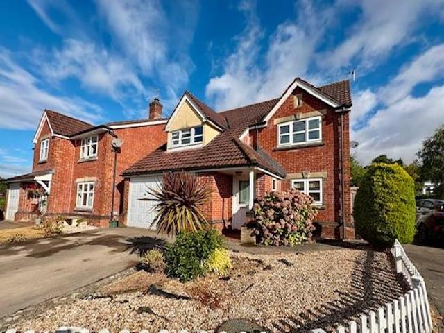 4 bedroom house to rent