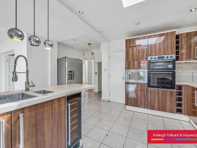 4 bedroom house to rent