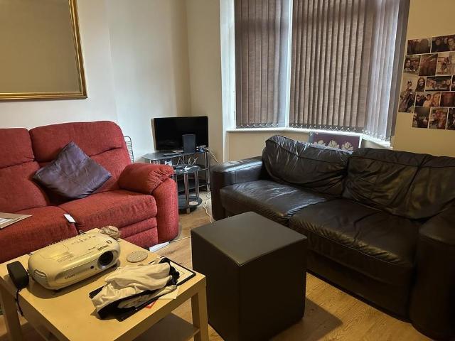 4 bedroom house to rent