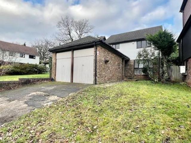 4 bedroom house to rent