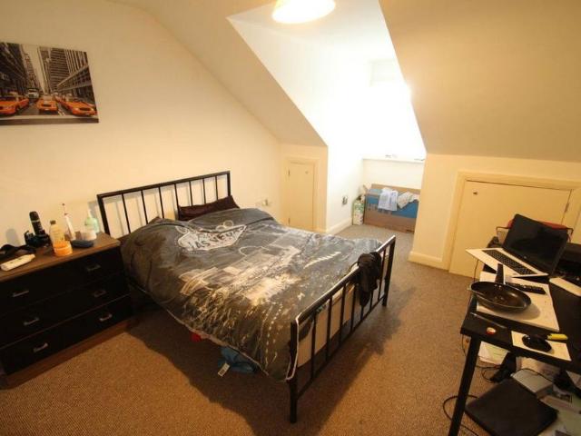 4 bedroom house to rent