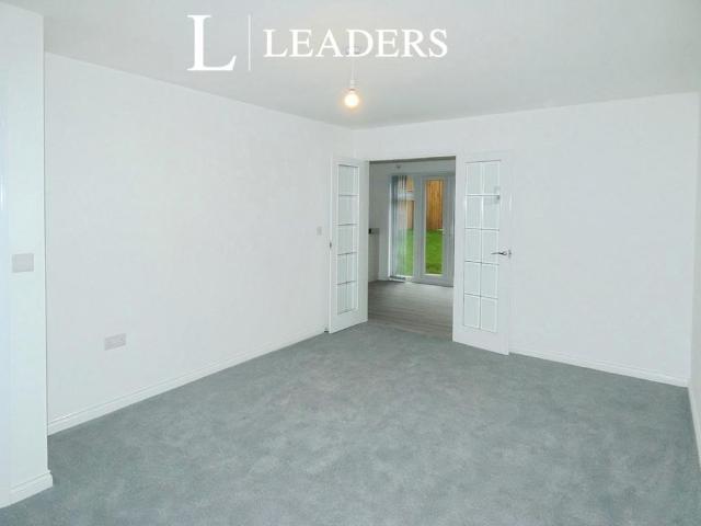 4 bedroom house to rent