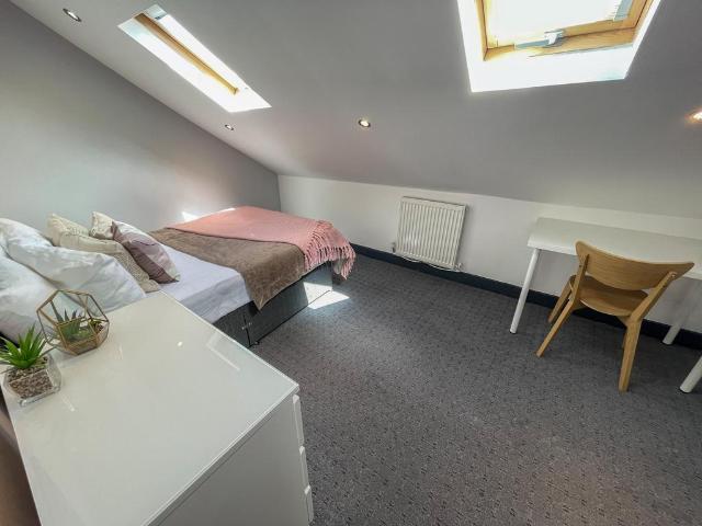 4 bedroom house to rent