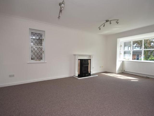 4 bedroom house to rent