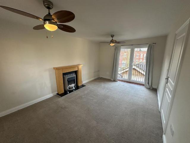 4 bedroom house to rent