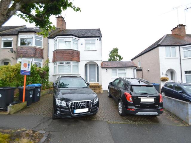 4 bedroom house to rent