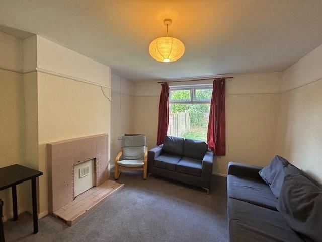 4 bedroom house to rent