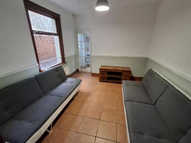 4 bedroom house to rent
