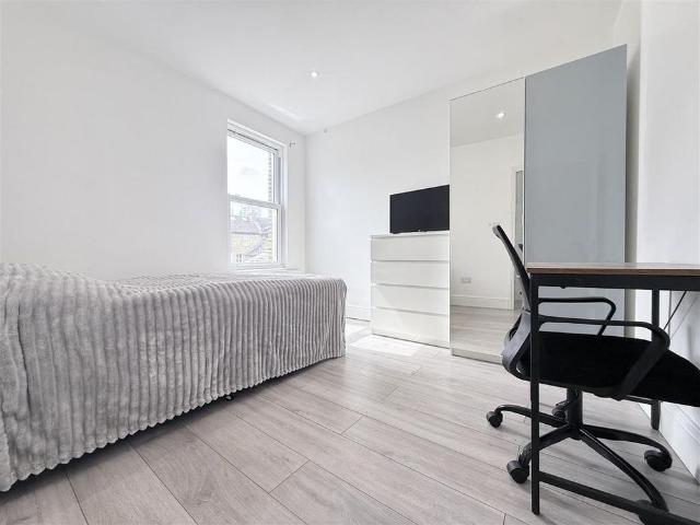 4 bedroom house to rent