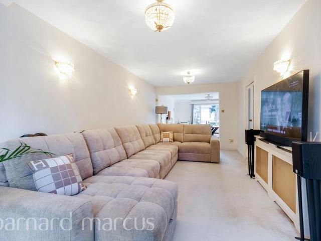 4 bedroom house to rent