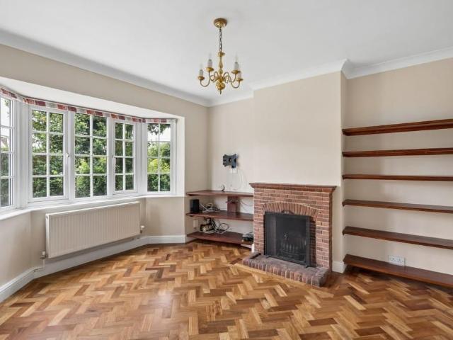 4 bedroom house to rent