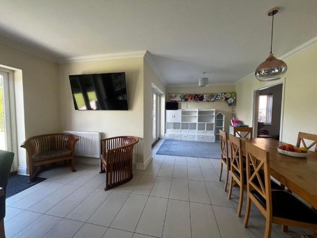 4 bedroom house to rent