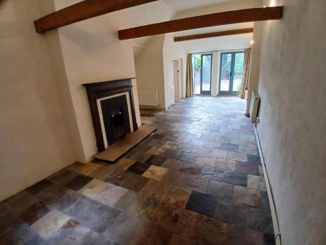 4 bedroom house to rent