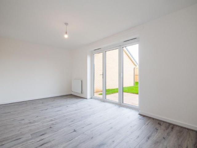 4 bedroom house to rent