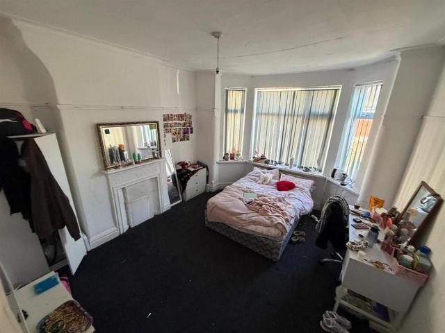 4 bedroom house to rent