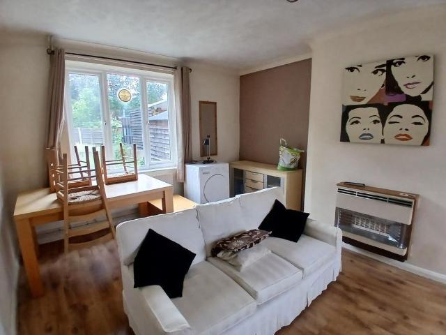 4 bedroom house to rent