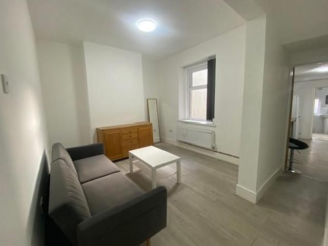 4 bedroom house to rent