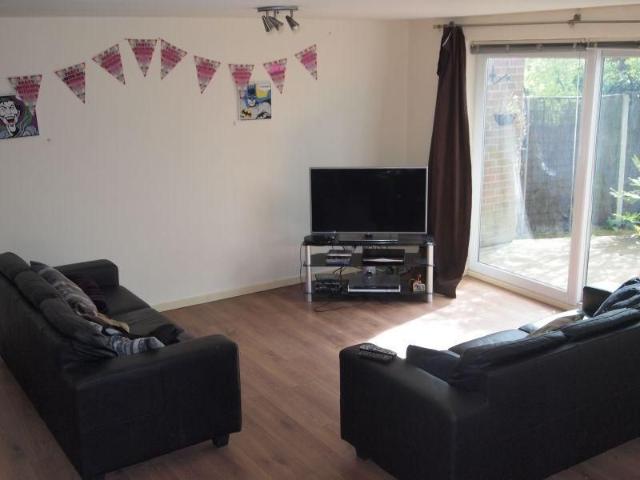 4 bedroom house to rent