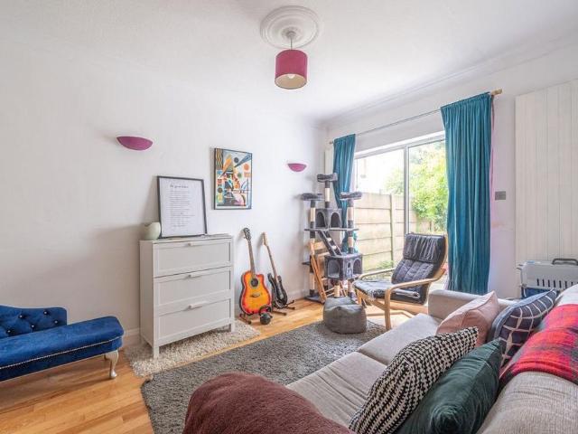 4 bedroom house to rent