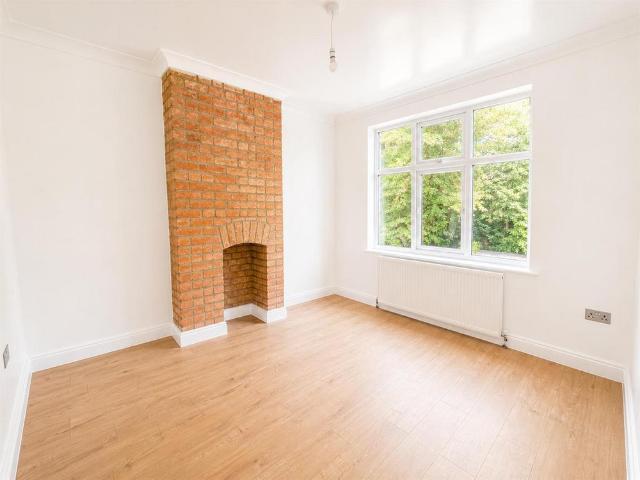 4 bedroom house to rent