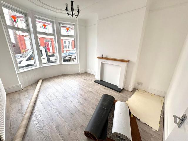 4 bedroom house to rent