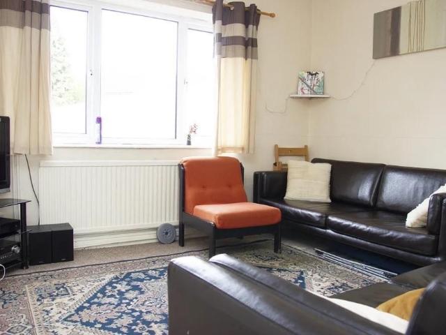 4 bedroom house to rent