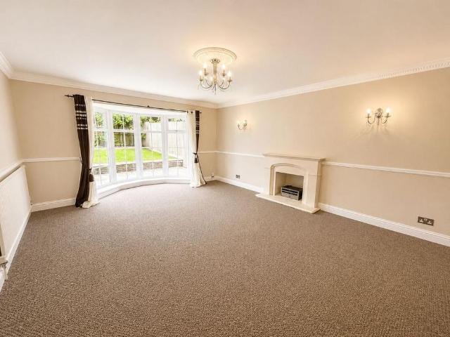 4 bedroom house to rent