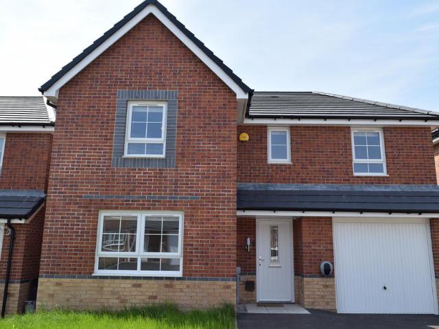 4 bedroom house to rent