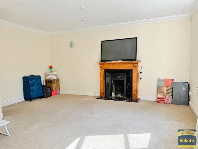 4 bedroom house to rent