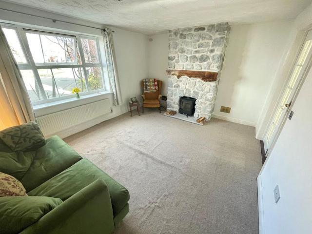 4 bedroom house to rent